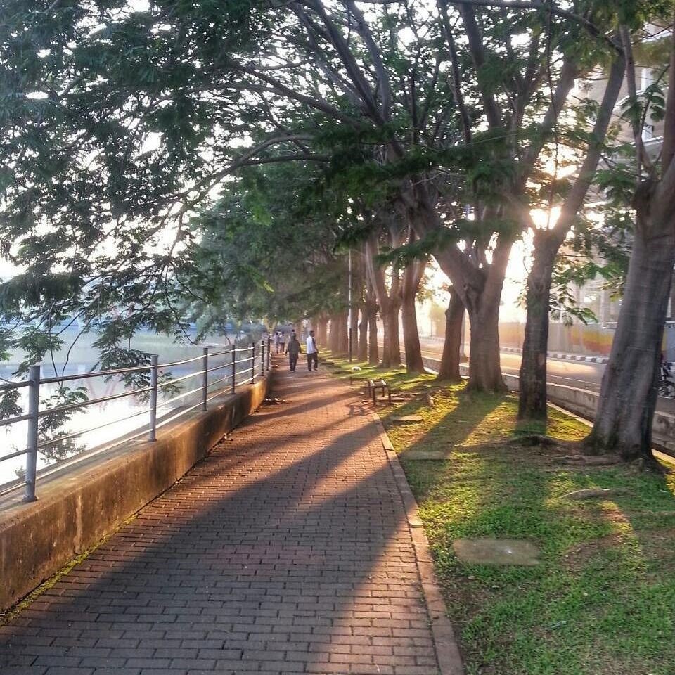 Melepas Penat di Cisadane River Walk Tangerang - INFO TANGERANG